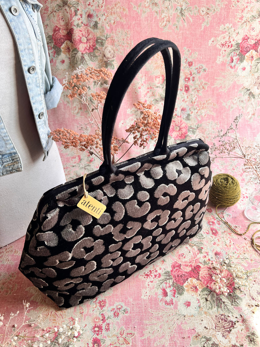 Felina Pioneer, Snap Frame Bag– Atenti